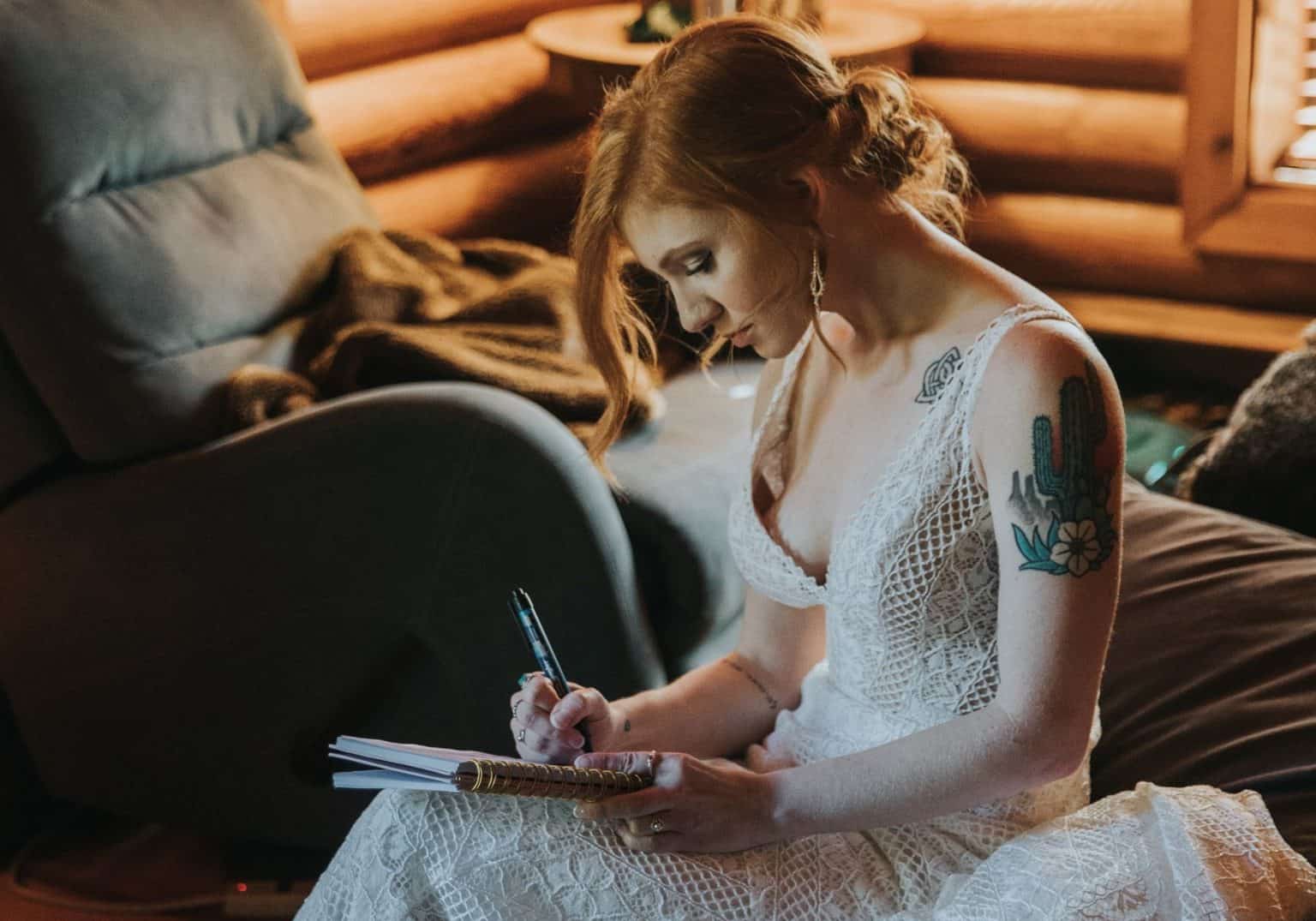 How to Write Your Own Wedding Vows: Easy 10-Step Template & Guide ...